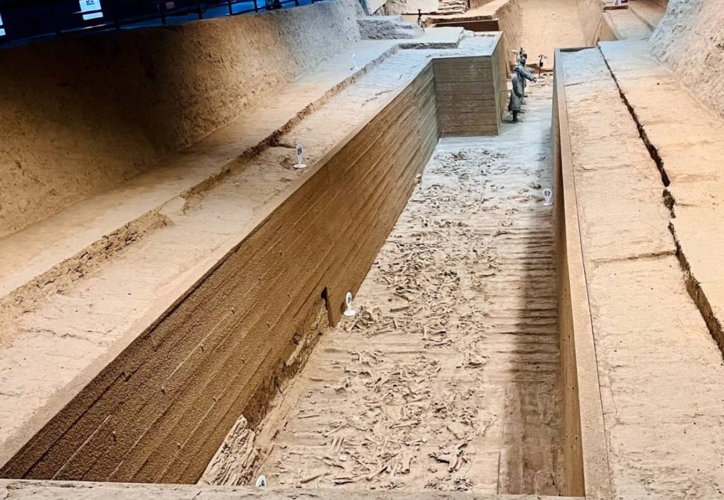 Qin Shi Huang’s Mausoleum Complex in Xi’an - TRAVEL UR CHINA