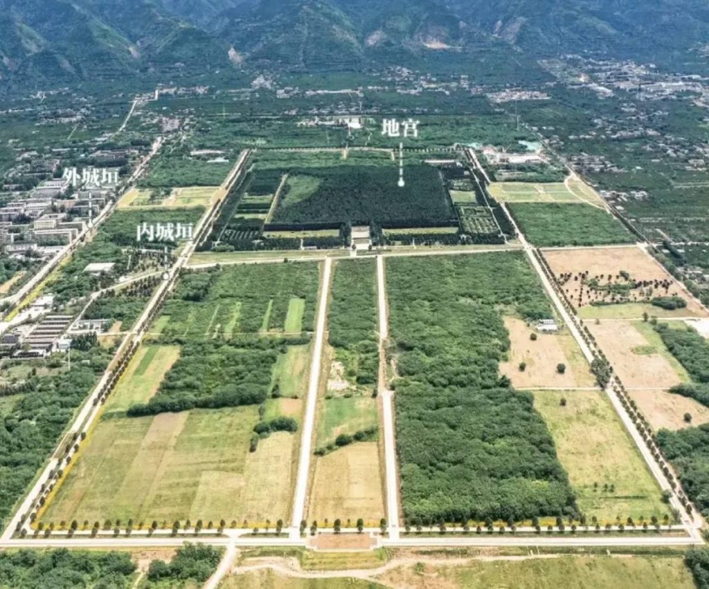 Qin Shi Huang’s Mausoleum Complex in Xi’an - TRAVEL UR CHINA